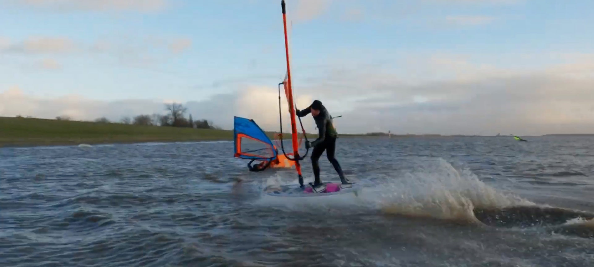 Windsurfen auf der Elbe - dailydose.de