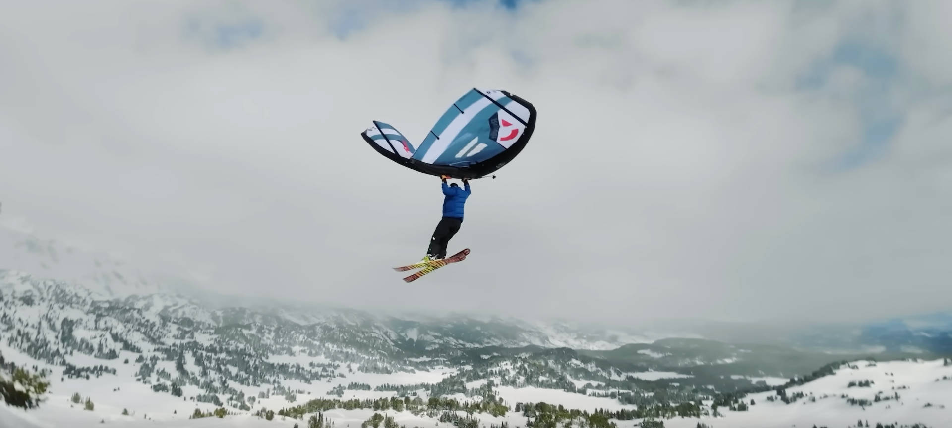 Wing & Ski Monster Jump - dailydose.de